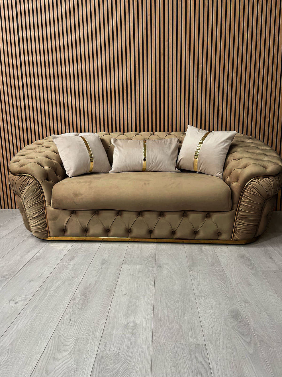Turkish Ambassador Sofa ( 2 Seater ) – Furnishs